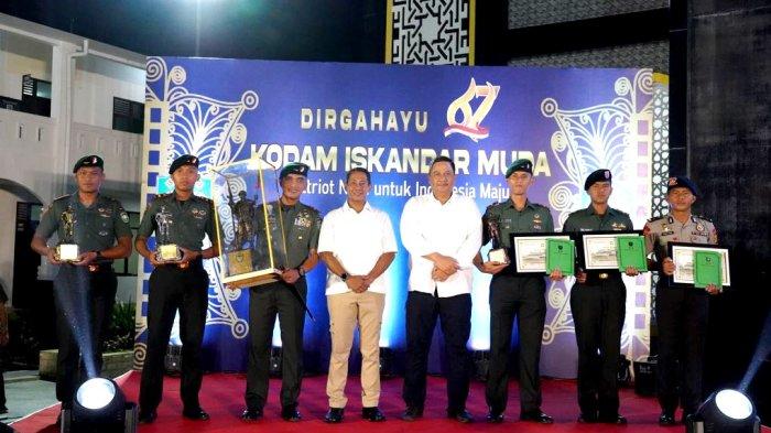 Prajurit Badak Hitam Yonif 113/JS Sabet Juara Umum Piala bergilir ...
