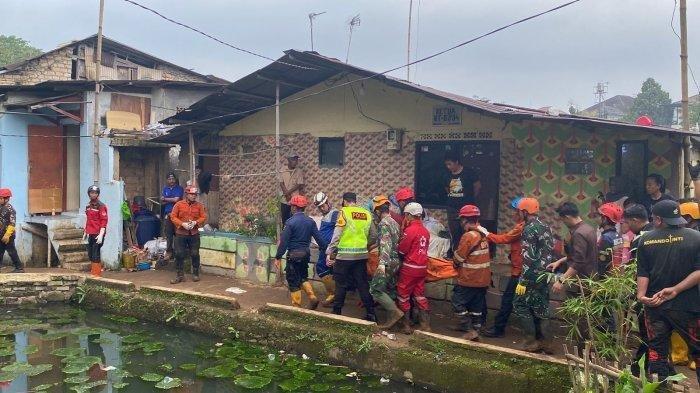 Dua Jenazah Korban Longsor di Bogor Berhasil Dievakuasi, Jasad Korban Ditemukan Berdekatan ...