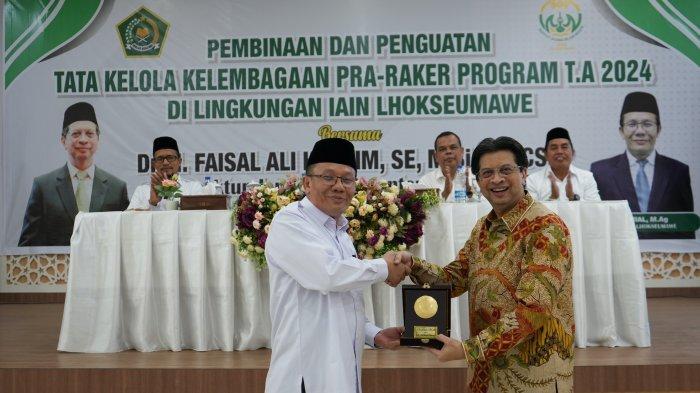 Rektor Paparkan Proses Alih Status Saat Irjen Kemenag RI Berkunjung ke IAIN Lhokseumawe ...