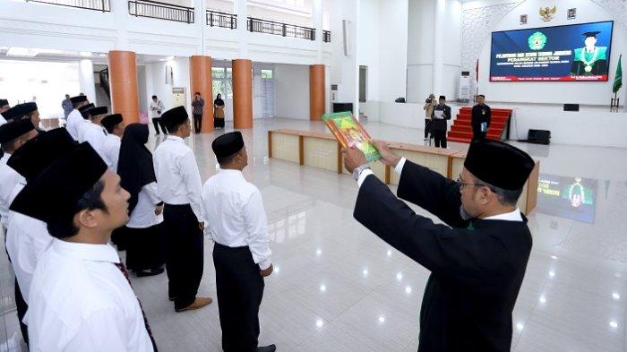 Rektor UIN Ar-Raniry Prof Mujiburrahman Lantik 115 Perangkat Rektor Tahap Ke-III - Serambinews.com