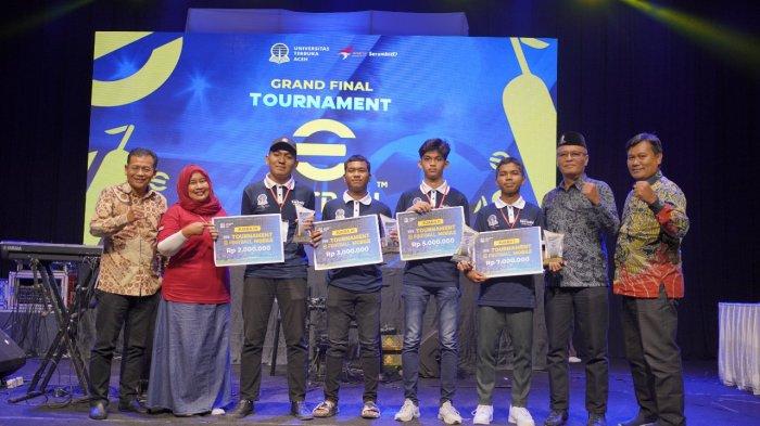 Reyvan dari SMAN 6 Lhokseumawe Juara Turnamen E-Football UT Aceh ...