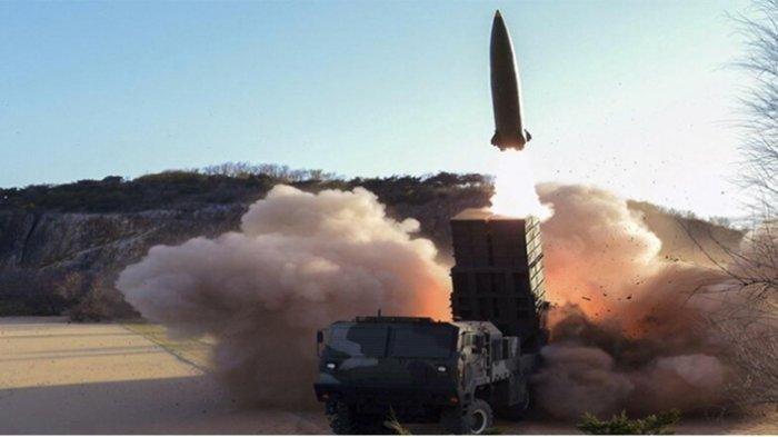 Gagal Meluncur, Roket Pembawa Satelit Pengintai Korea Utara Jatuh ke ...