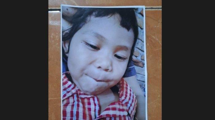 Hilang Tiga Hari, Bocah 4 Tahun Ditemukan Tewas di Lahan Kosong ... Hilang Tiga Hari, Bocah 4 Tahun Ditemukan Tewas di Lahan Kosong ...
