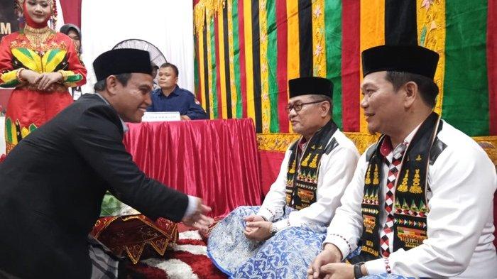 Awali Pendaftaran ke KIP Kota Subulussalam, Pasangan Sabah Dipeusijuek ...