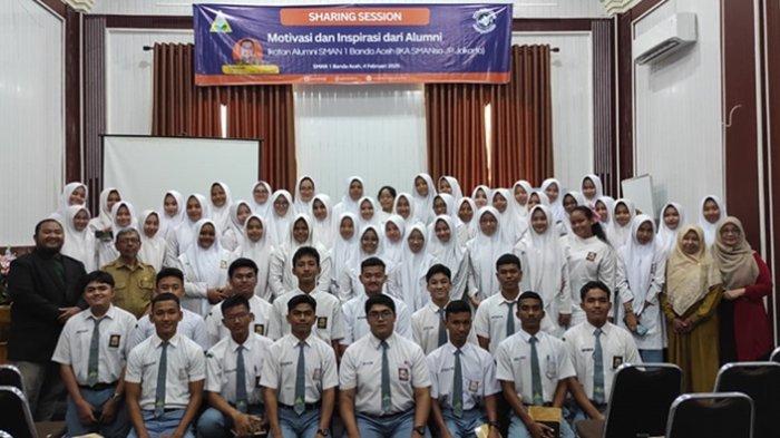 IKA SMANsa Jeumpa Puteh Jakarta Gelar Acara Motivasi untuk Siswa SMA 1 Banda Aceh - Serambinews.com
