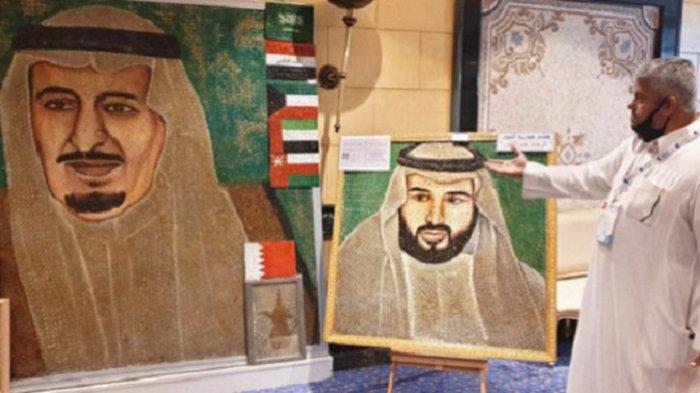 Seniman Arab Saudi Gunakan Koin Lukis Potret Raja Salman, Butuh 9.000 ...