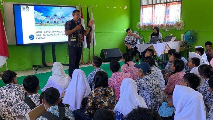 Pelajar SMA 1 Simpang Kanan Dikenalkan Budaya Aceh Singkil - Serambinews.com