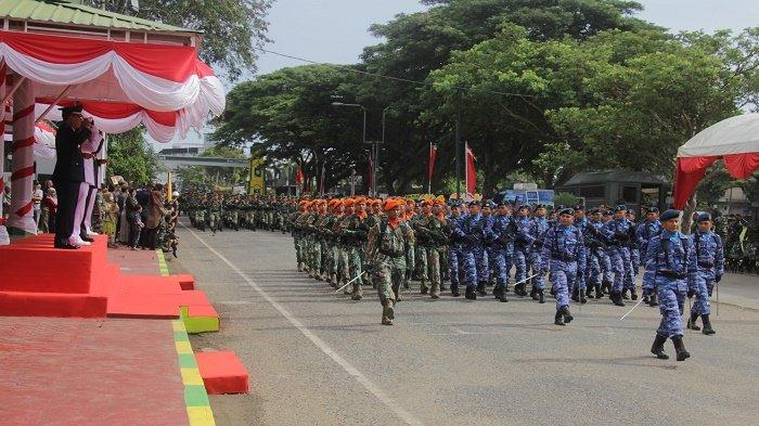 Aneka Parade Pasukan, Defile Alutsista Warna Peringatan HUT ke-78 TNI ...
