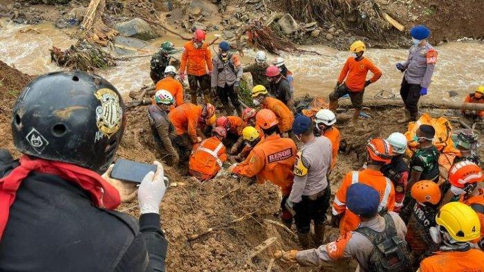Total Korban Meninggal Gempa Cianjur Bertambah 318 Orang, 14 Korban Belum Ditemukan - Halaman ...
