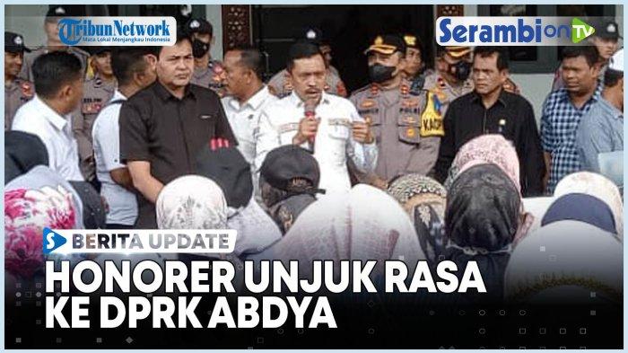 UPDATE Honorer Unjuk Rasa ke DPRK Abdya Pertanyakan SK Kontrak ...
