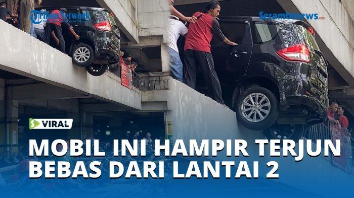 VIDEO Viral Mobil Ini Hampir Terjun Bebas dari Lantai 2 Parkiran, Beberapa Motor Tertimpa ...