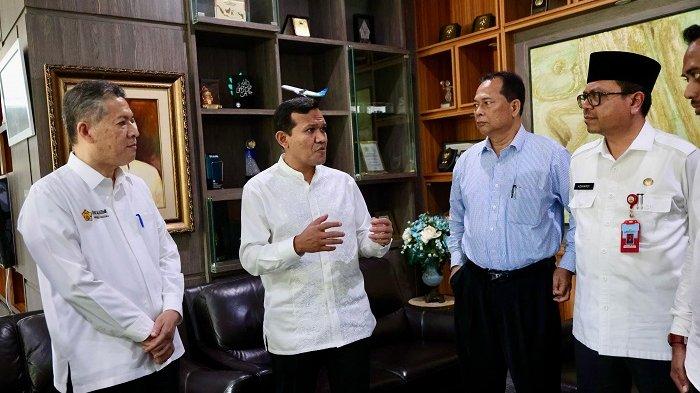 Wagub Aceh Fadhlullah Silaturahmi dengan Rektorat UIN Ar-Raniry dan USK - Serambinews.com