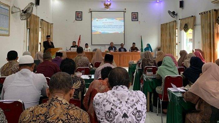 Kepala Madrasah Ikut Bimtek AKMI - Serambinews.com