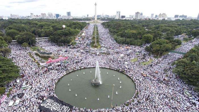 Kilas Balik Aksi Damai 212 Tahun 2016 di Monas, Menuai Pujian Saat ...