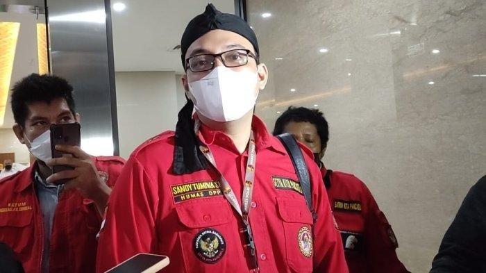 Sandy Tumiwa Resmi Laporkan Ustaz Khalid Basalamah Terkait Ujaran Kebencian dan Diskriminasi ...