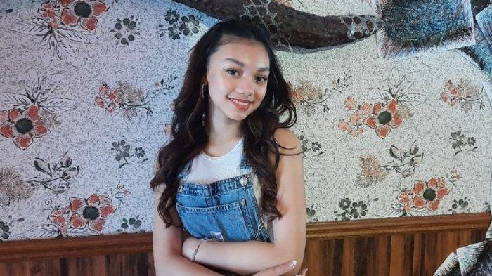 Viral Video, Naura Ayu Bantu Junghwan Masukkan Sedotan hingga Member ...