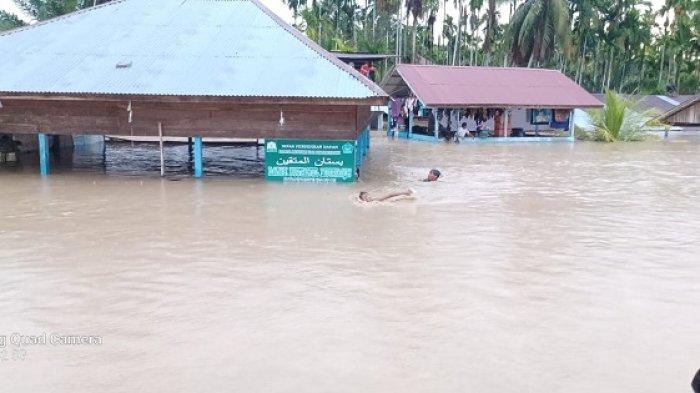 45 Desa di Aceh Utara Terendam banjir, Ribuan Warga Mengungsi - Serambinews.com