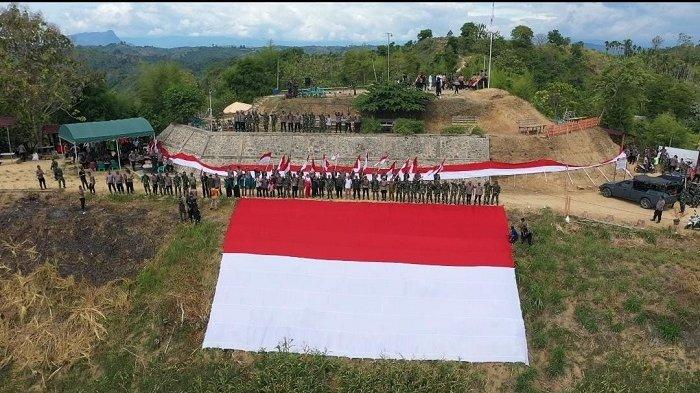 Bendera Merah Putih Raksasa Dibentangkan di Puncak Telaga Maneh Bireuen ...