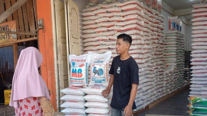 Harga Beras Terus Bergerak Naik, Cabai Merah dan Tomat Turun ...