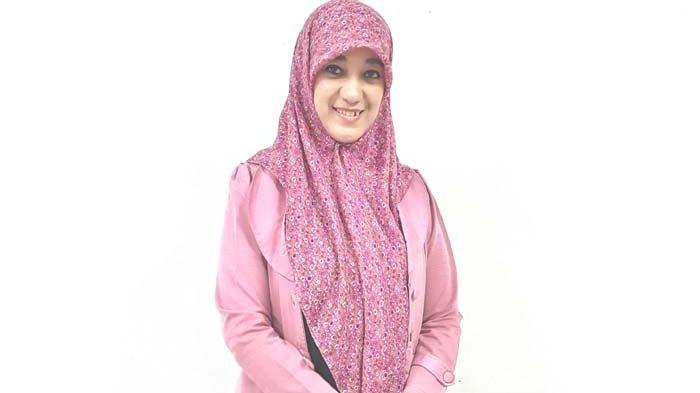 Cut Putri, Kepincut Menjaga Situs Sejarah - Serambinews.com