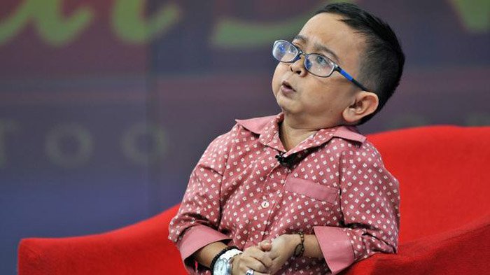 Jarang Terekspos, Berikut ini Deretan Foto Anak Daus Mini yang Ganteng ...