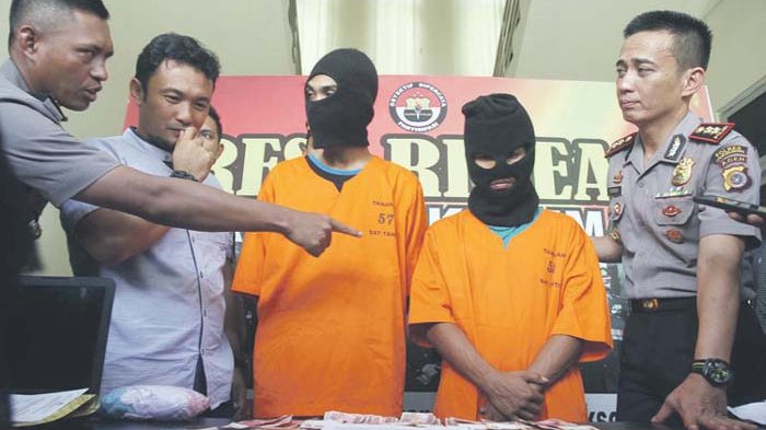 Polisi Bongkar Sindikat Judi Online - Serambinews.com Polisi Bongkar Sindikat Judi Online - Serambinews.com