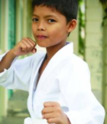 Eky Juara Pidato dan Hobi Motret - Serambinews.com