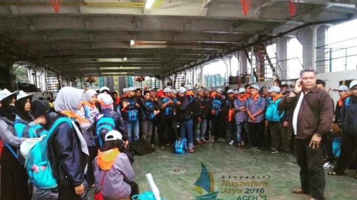 Tim Aceh Tracker Jelajah Pegunungan Pulau Breuh - Serambinews.com