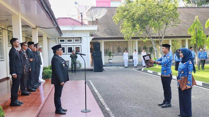 Pj Bupati Bertindak Sebagai Irup Hari Pahlawan 10 November di Pidie - Serambinews.com