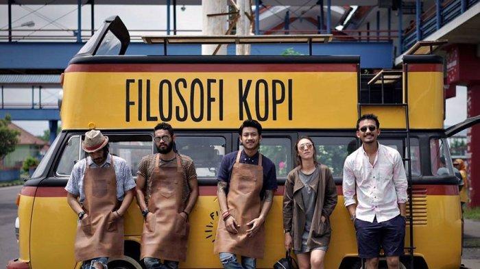Kedai Filosofi Kopi Terbakar, Chicco Jerikho Ungkap Kondisi yang ...
