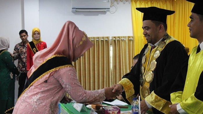 FKIP Universitas Serambi Mekkah Yudisium 113 Sarjana Pendidikan - Serambinews.com