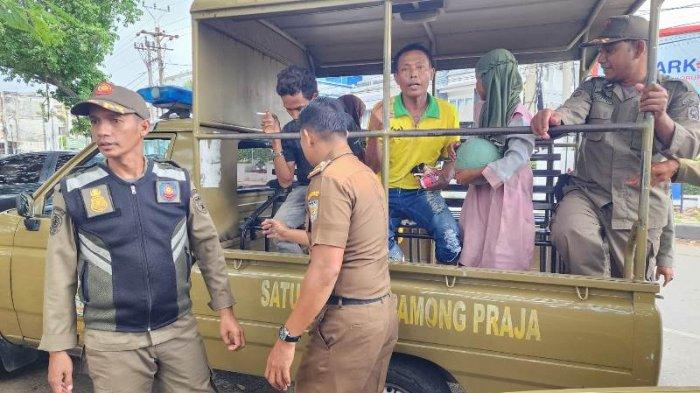 Satpol PP dan WH Banda Aceh Tertibkan 5 Gelandangan, Serahkan ke Rumah Singgah untuk Penanganan ...