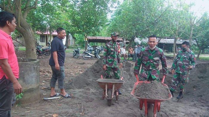Gotong Royong Bersama Warga, Prajurit TNI Bantu Bangun Masjid di Dewantara Aceh Utara ...