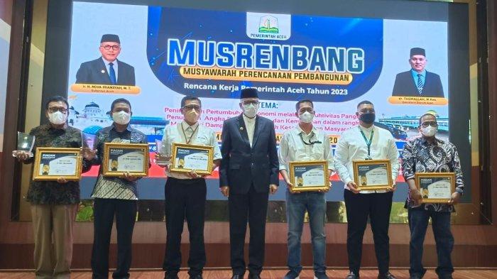 BEL di Nagan Raya Terima Penghargaan TJSLP dari Gubernur Aceh ...