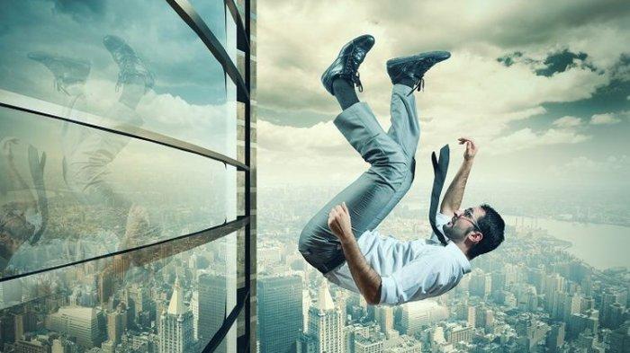 Jatuh Dari Lantai Tiga, Pria Berbobot 90 Kg Hanya Luka Ringan ...