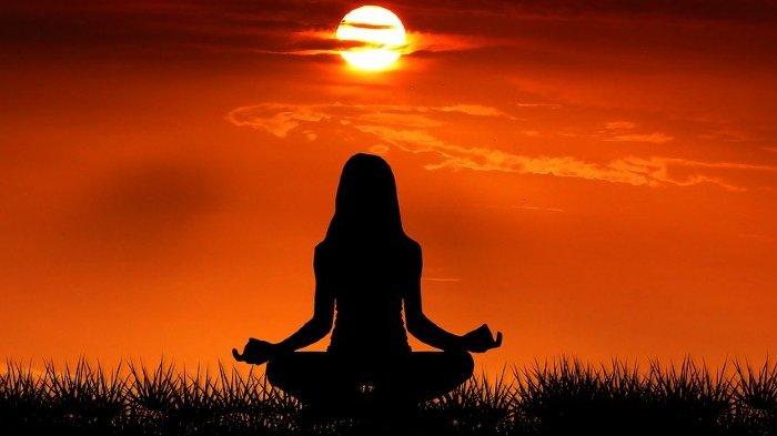 9 Tips untuk Membantu Anda Bermeditasi dengan Sukses dan Bebas Gangguan ...