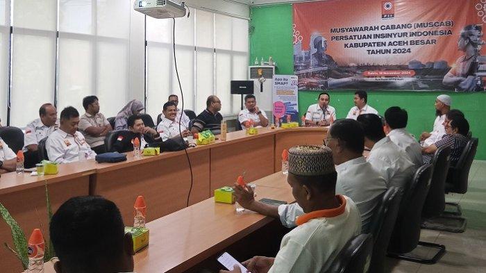 Variadi Kembali Terpilih Sebagai Ketua PII Aceh Besar Periode 2024 -2027 - Serambinews.com