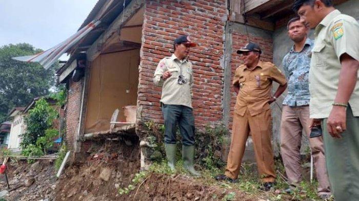 Struktur Tanah Bantaran Sungai Lamsujen Labil, BPBD Abes Imbau Masyarakat Tingkatkan Kewaspadaan ...
