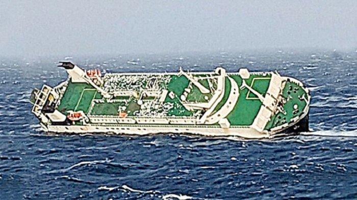 Kapal Barang UEA Tenggelam Dihantam Badai di Teluk Arab, Satu Awak ...