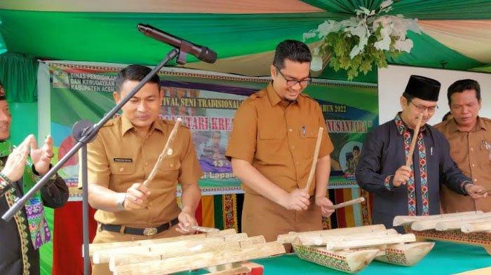 Canang Kayu Alat Musik Khas Singkil, Begini Proses Pembuatannya ...