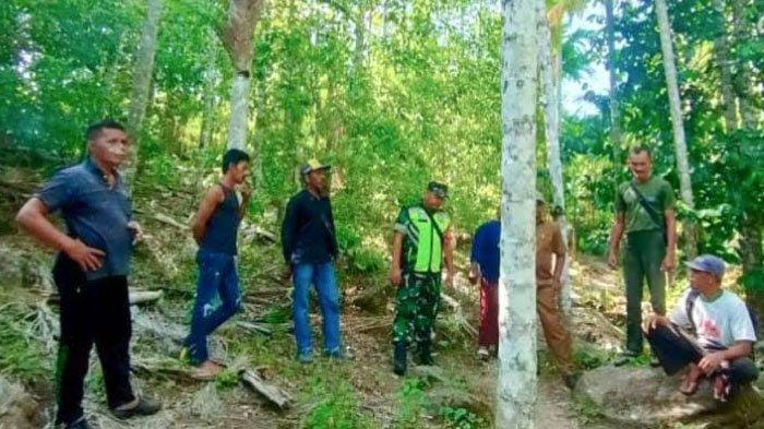 Cegah Kebakaran Hutan, Babinsa Bersama Masyarakat Patroli Potensi Terjadi Karhutla - Serambinews.com