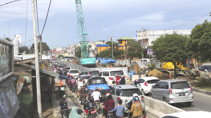 Denyut Ekonomi di Simpang Surabaya Semakin Melemah - Serambinews.com