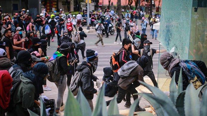 Kerusuhan dan Penjarahan Menjalar ke Meksiko, Lihat Foto-fotonya ...