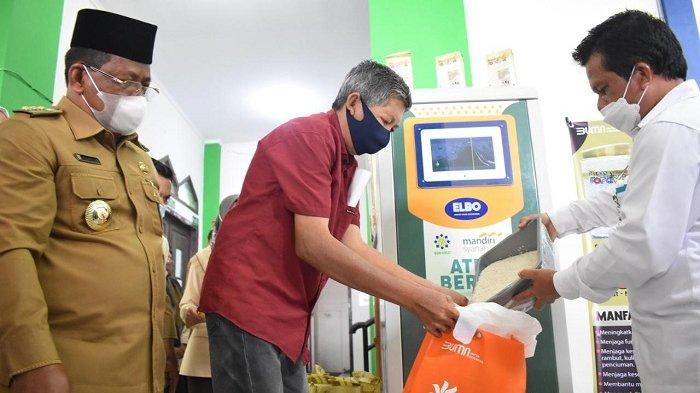 Launching ATM Beras Sehat, Bulog dan BMK Peruntukkan bagi 100 Penerima ...