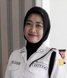 Lenny, Satpam Wanita Berprestasi - Serambinews.com