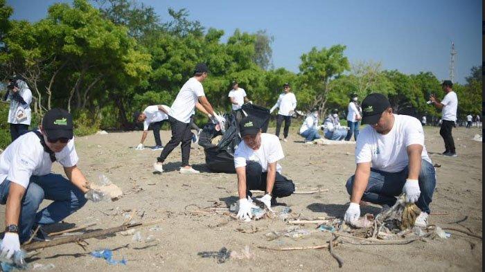 Peringati Hari Lingkungan Hidup, PLN Nusantara Power UP Arun Bersih-bersih Pantai - Serambinews.com