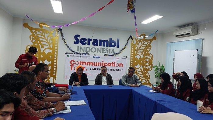 Puluhan Mahasiswa Fakultas Dakwah dan Komunikasi UIN Ar- Raniry ... Puluhan Mahasiswa Fakultas Dakwah dan Komunikasi UIN Ar- Raniry ...