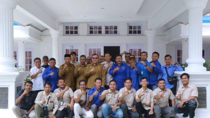 Silaturahmi dengan Wartawan, Pj Bupati Aceh Barat: Kita Terbuka untuk Pers - Serambinews.com