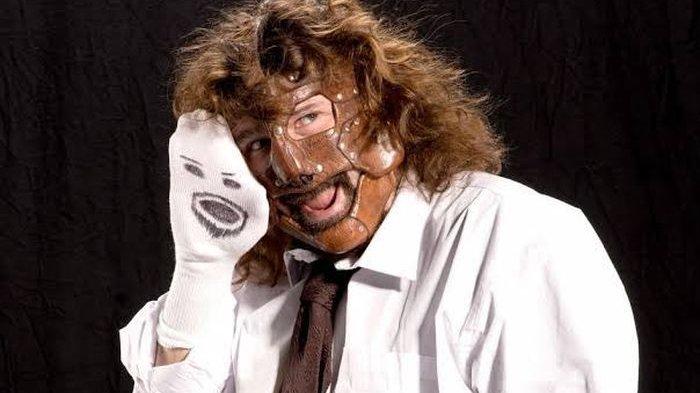 Terkenal Dengan Jurus ‘Kaus Kaki’, Pegulat Legendaris Mick Foley Alias ...