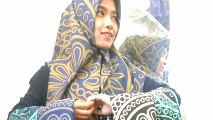 Hijab Motif Aceh Diminati - Serambinews.com